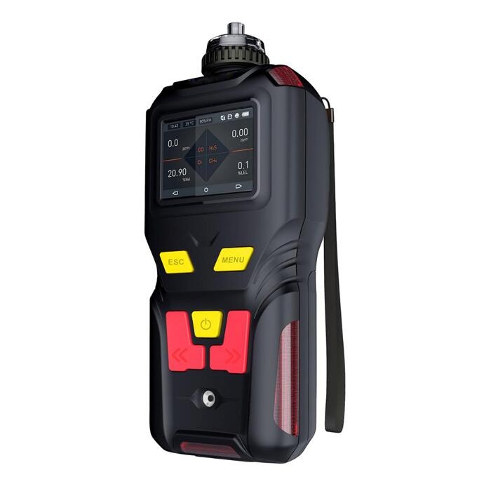 Portable refrigerant detector